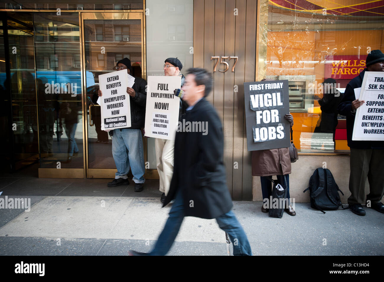 Jobless men great depression hi-res stock photography and images - Alamy