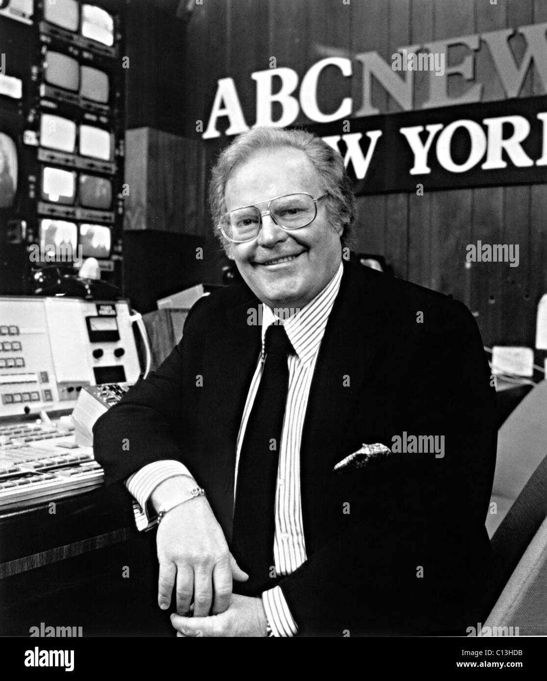 ROONE ARLEDGE, President of ABC News & Sports, early 1980's Stock Photo ...