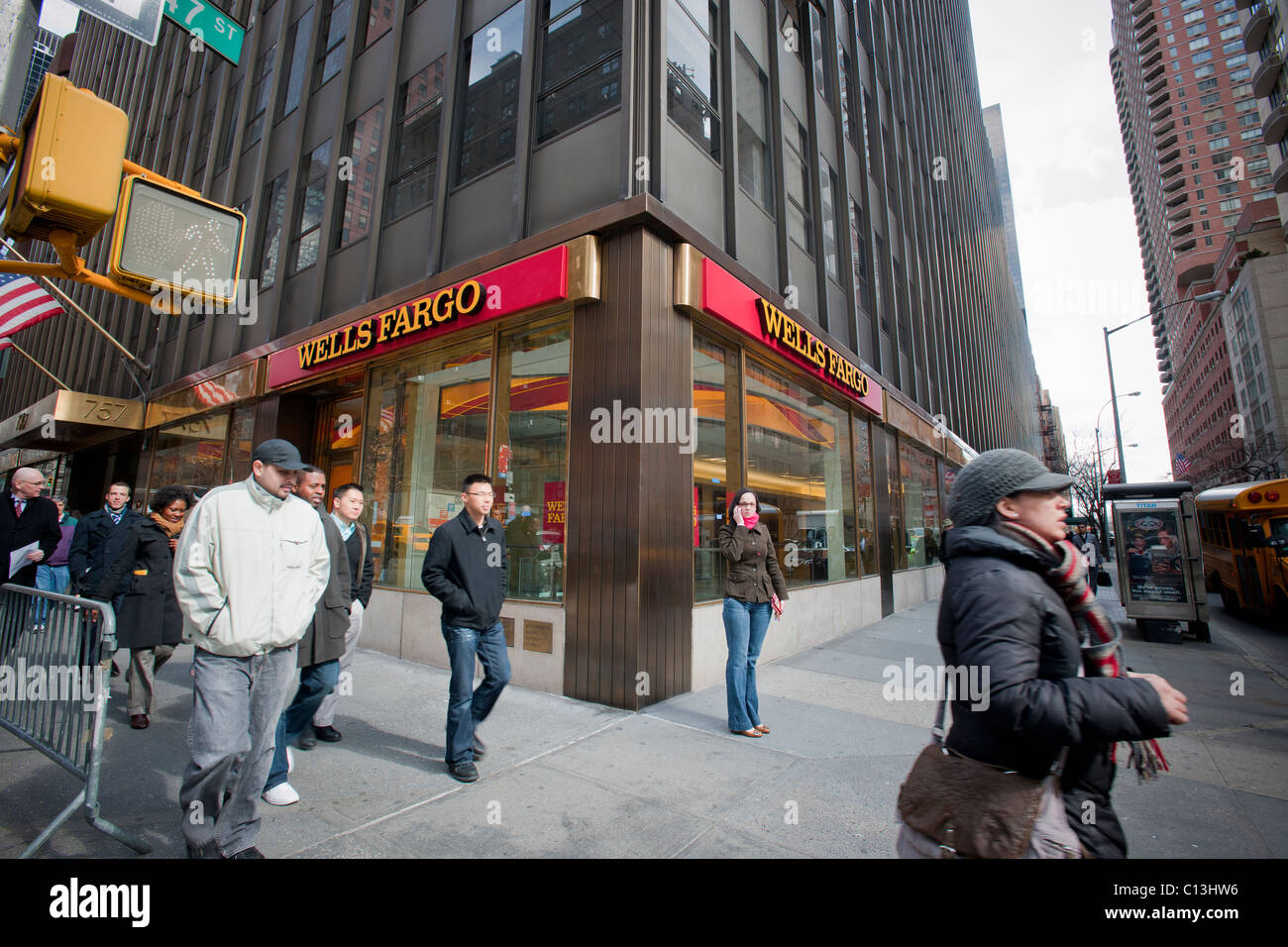 Wells fargo bank hi-res stock photography and images - Alamy