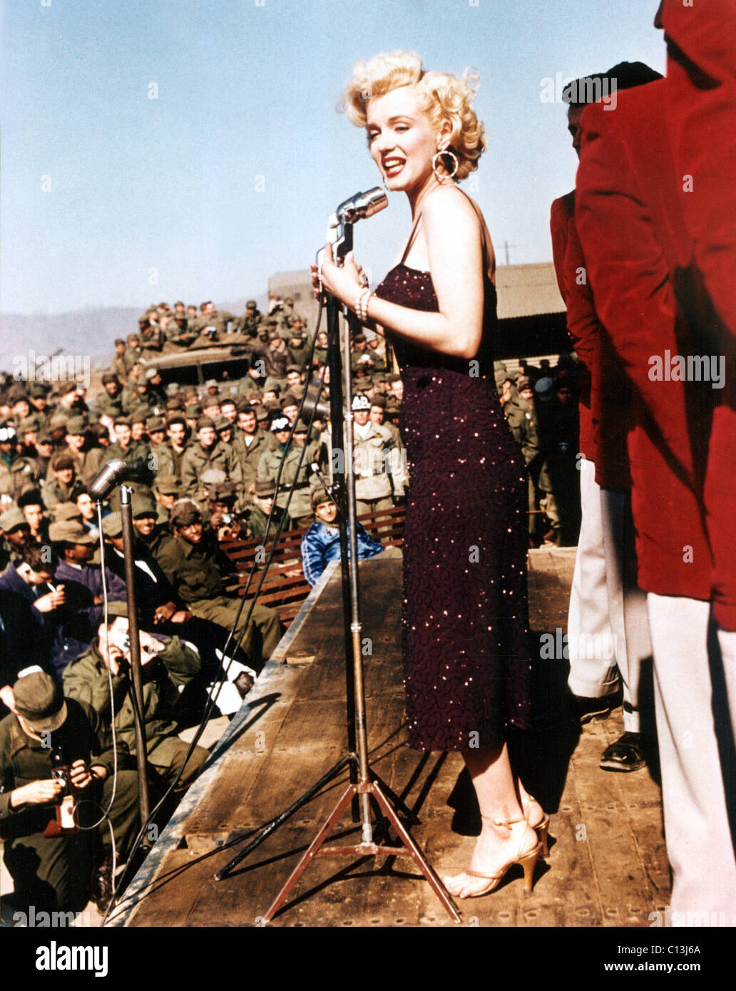 Marilyn Monroe entertaining the troops in Korea Stock Photo - Alamy