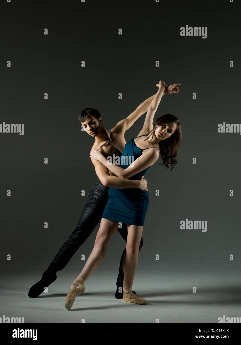 Two young ballet dancers, studio shot Stock Photo - Alamy