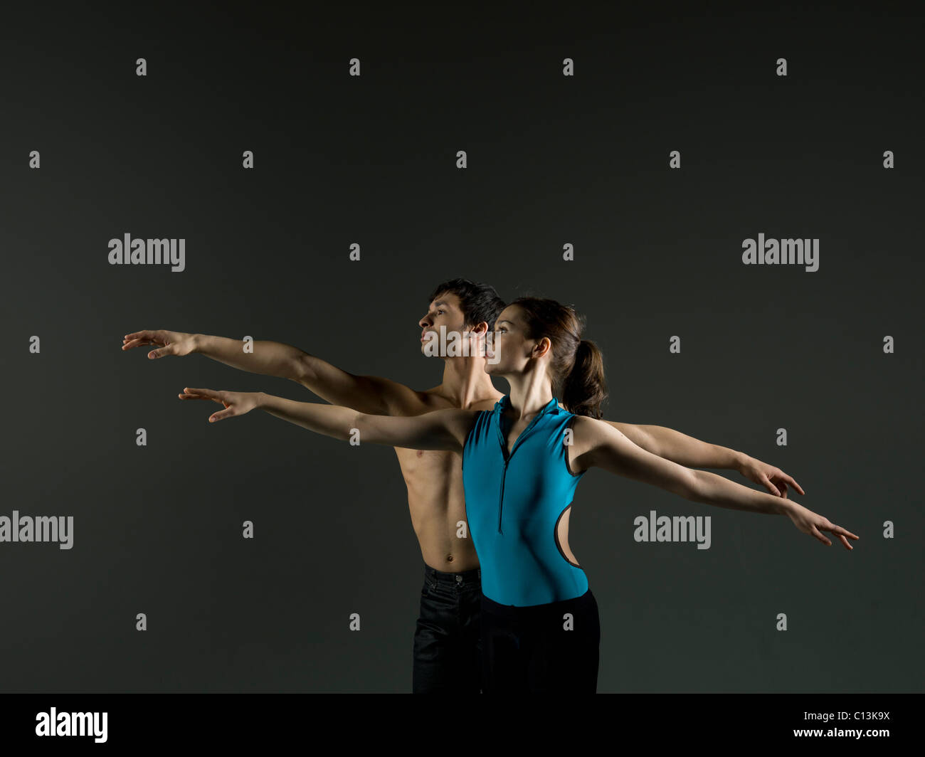 Mixed race dancers hi-res stock photography and images - Alamy