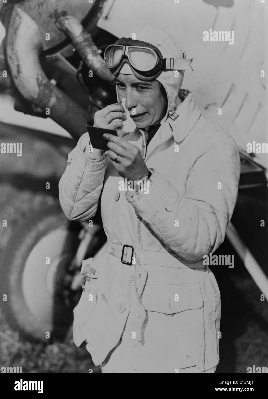 Jesse Miller 1910- 972 Australian aviator was the first women to ...