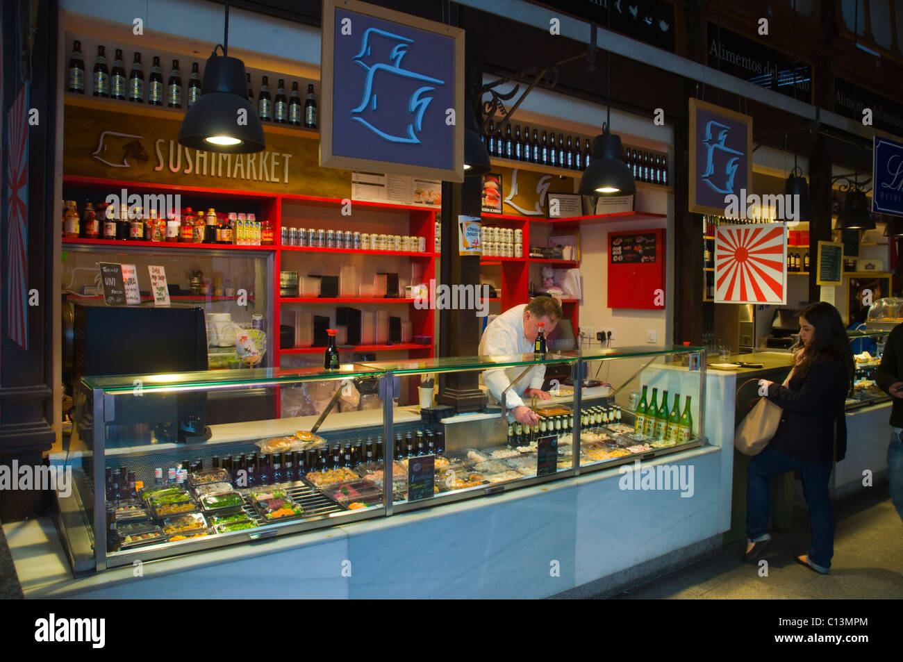 Interior counter japanese sushi restaurant hi-res stock photography and ...