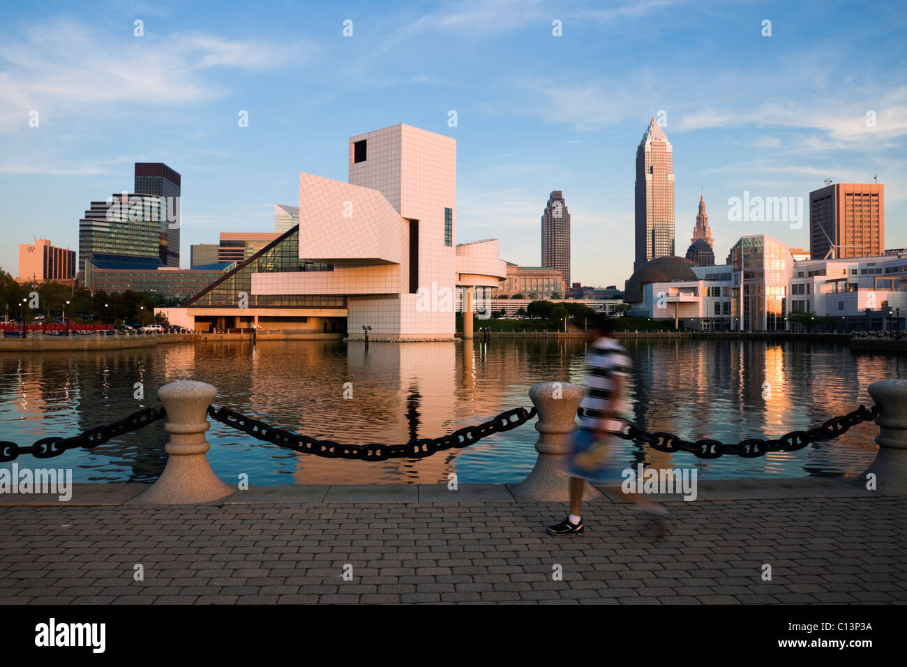 Cleveland ohio rock museum hi-res stock photography and images - Alamy