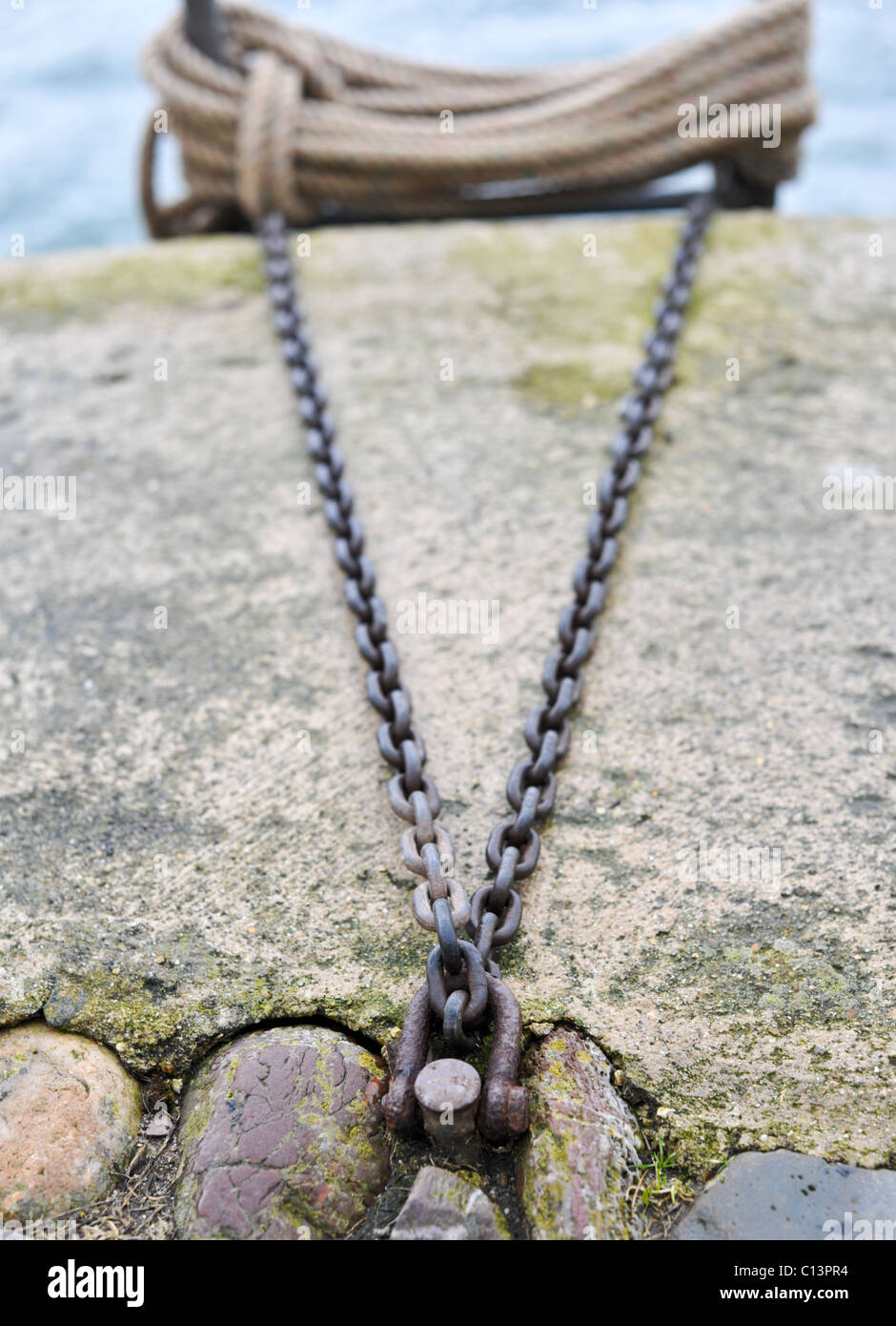 Quayside ladder hi-res stock photography and images - Alamy