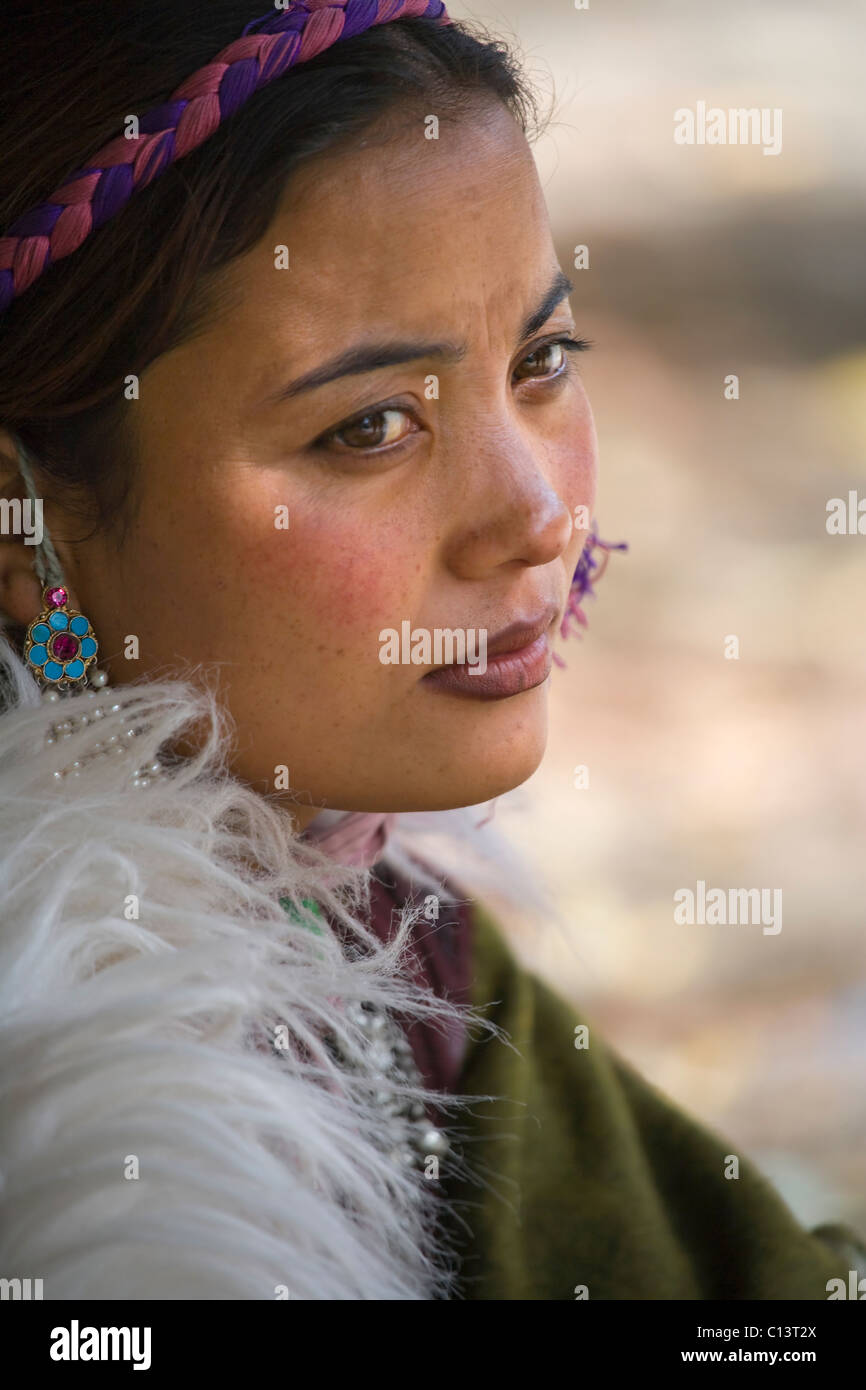 Local tribespeople in traditional costume come to Ladakh Festival, Leh ...