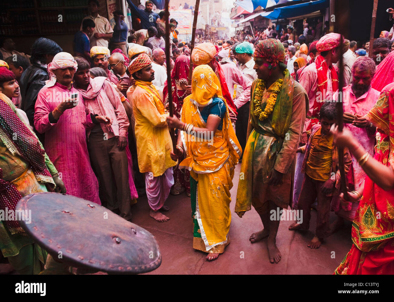 Lath maar holi hi-res stock photography and images - Alamy
