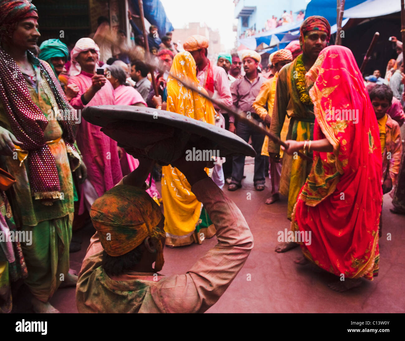 Lath maar holi hi-res stock photography and images - Alamy