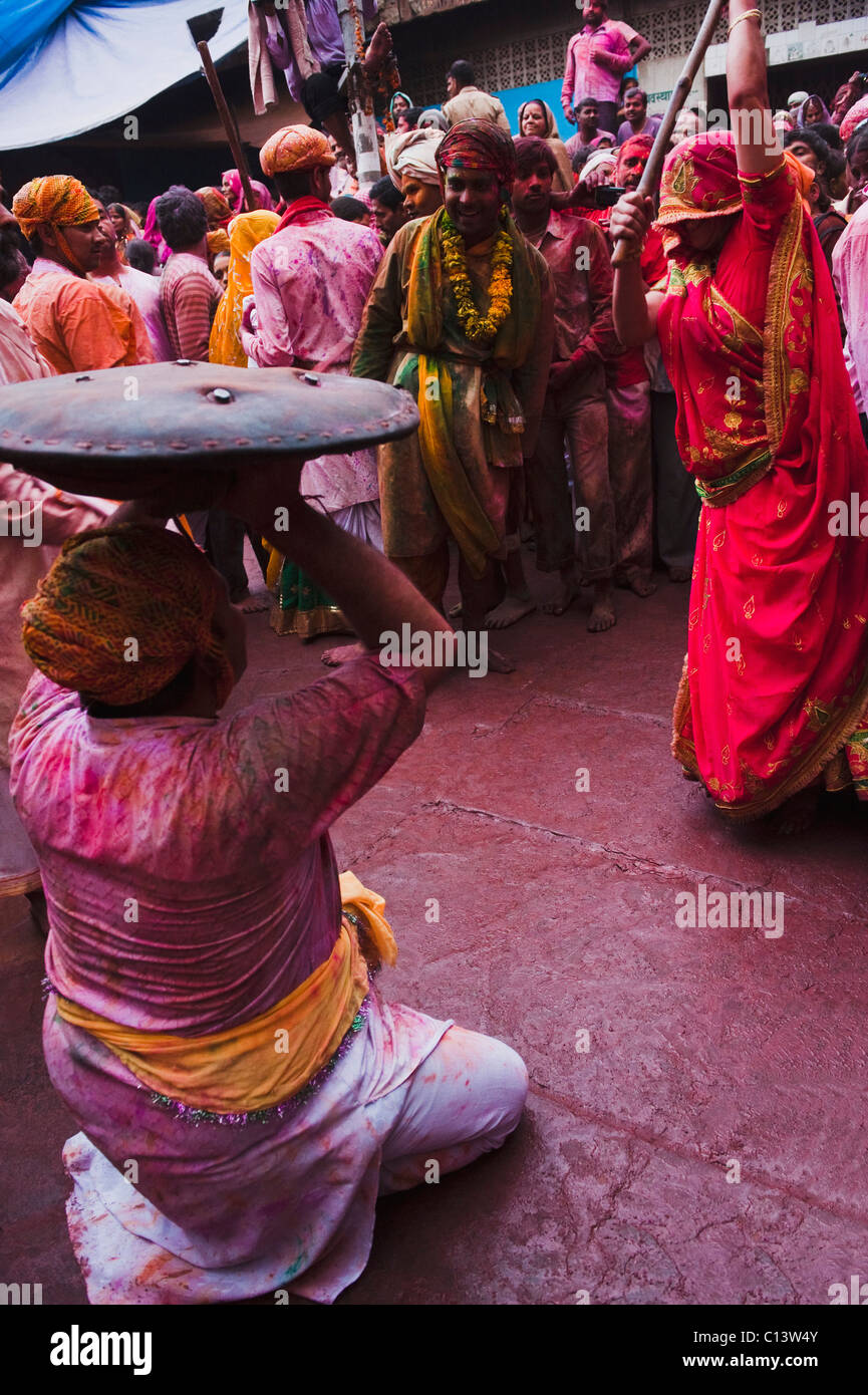 Lath maar holi hi-res stock photography and images - Alamy
