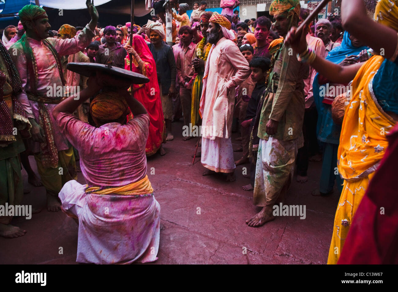 Lath maar holi hi-res stock photography and images - Alamy