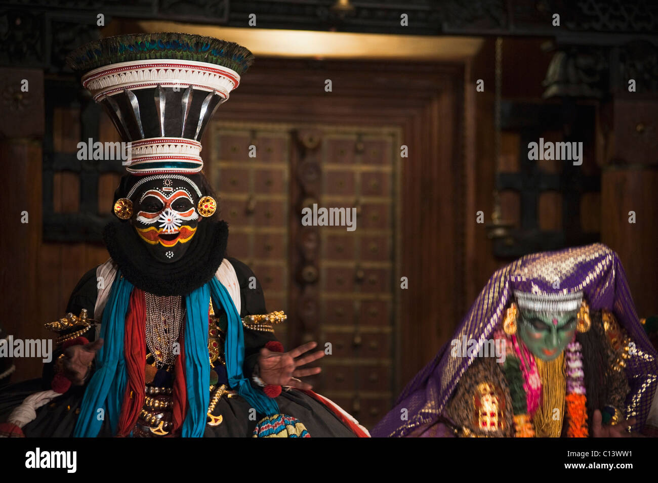 Kerala traditional dance hi-res stock photography and images - Alamy