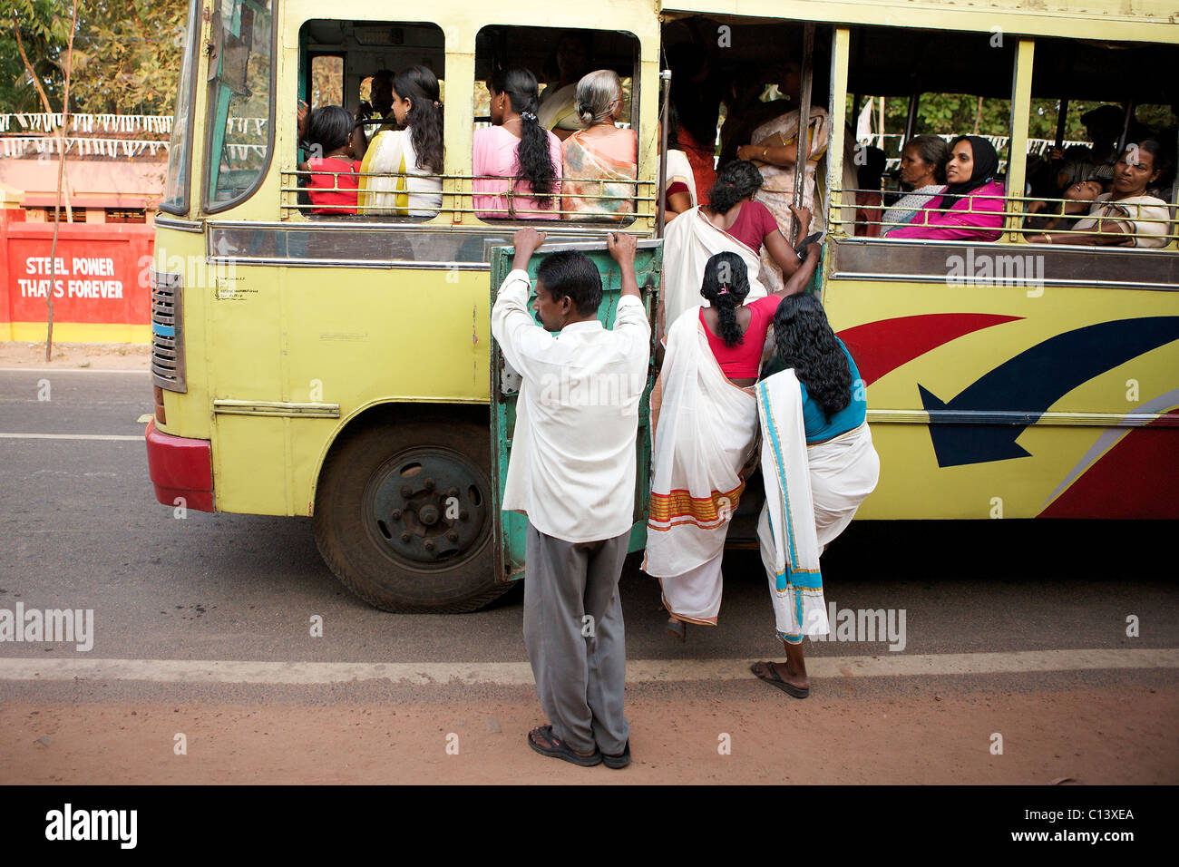 Climbing a bus hi-res stock photography and images - Alamy