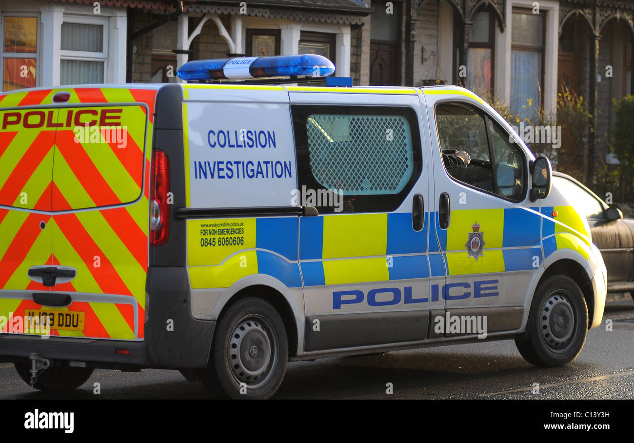 Collision Investigation Van Stock Photo - Alamy