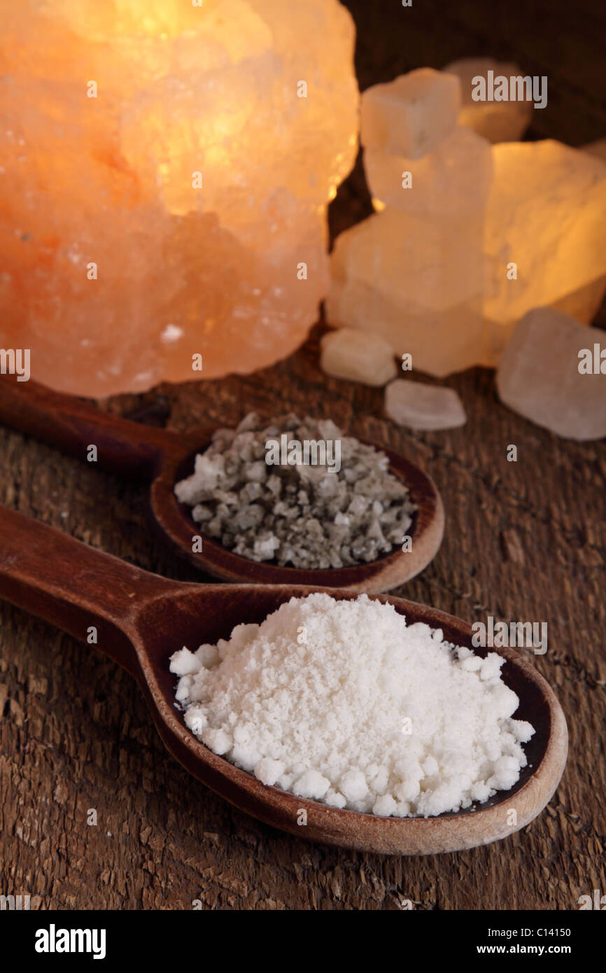 Rock salt crystals hi-res stock photography and images - Alamy