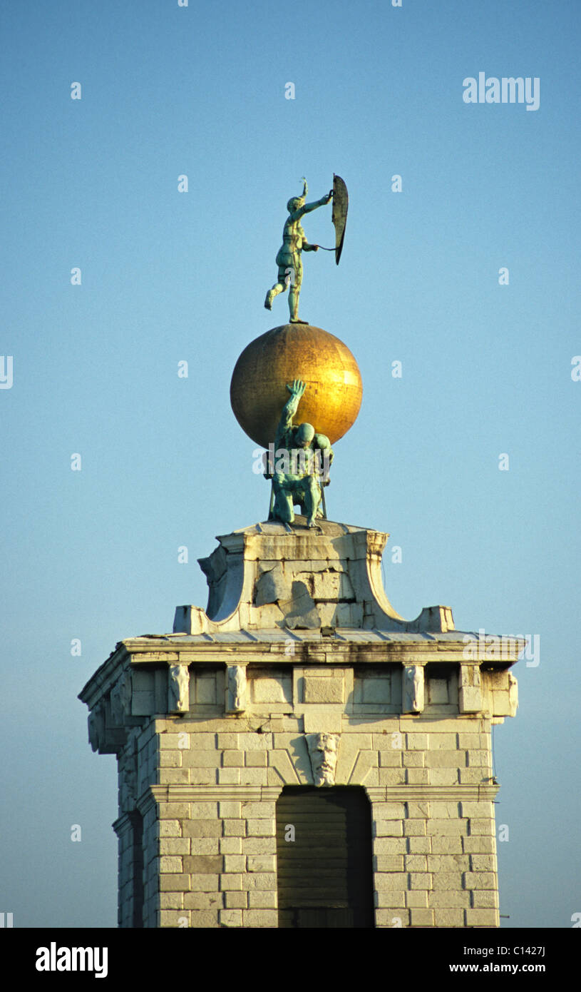 Old maritime customs building hi-res stock photography and images - Alamy