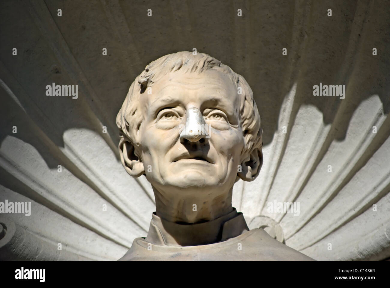 detail of cardinal newman statue, by lj chavalliaud, at brompton ...