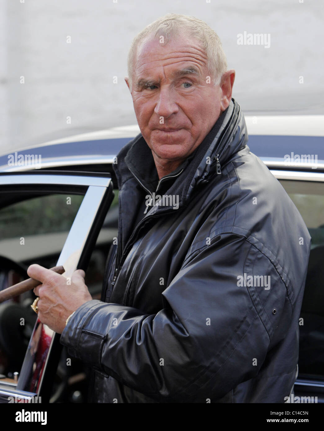 Frederic Prinz Von Anhalt puts on a brave face as he leaves Cafe Roma ...