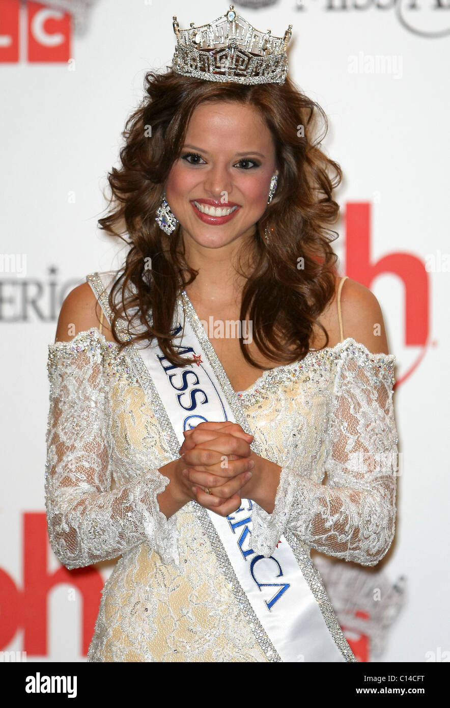 Newly awarded Miss America Katie Stam Press Conference for the 2009 ...