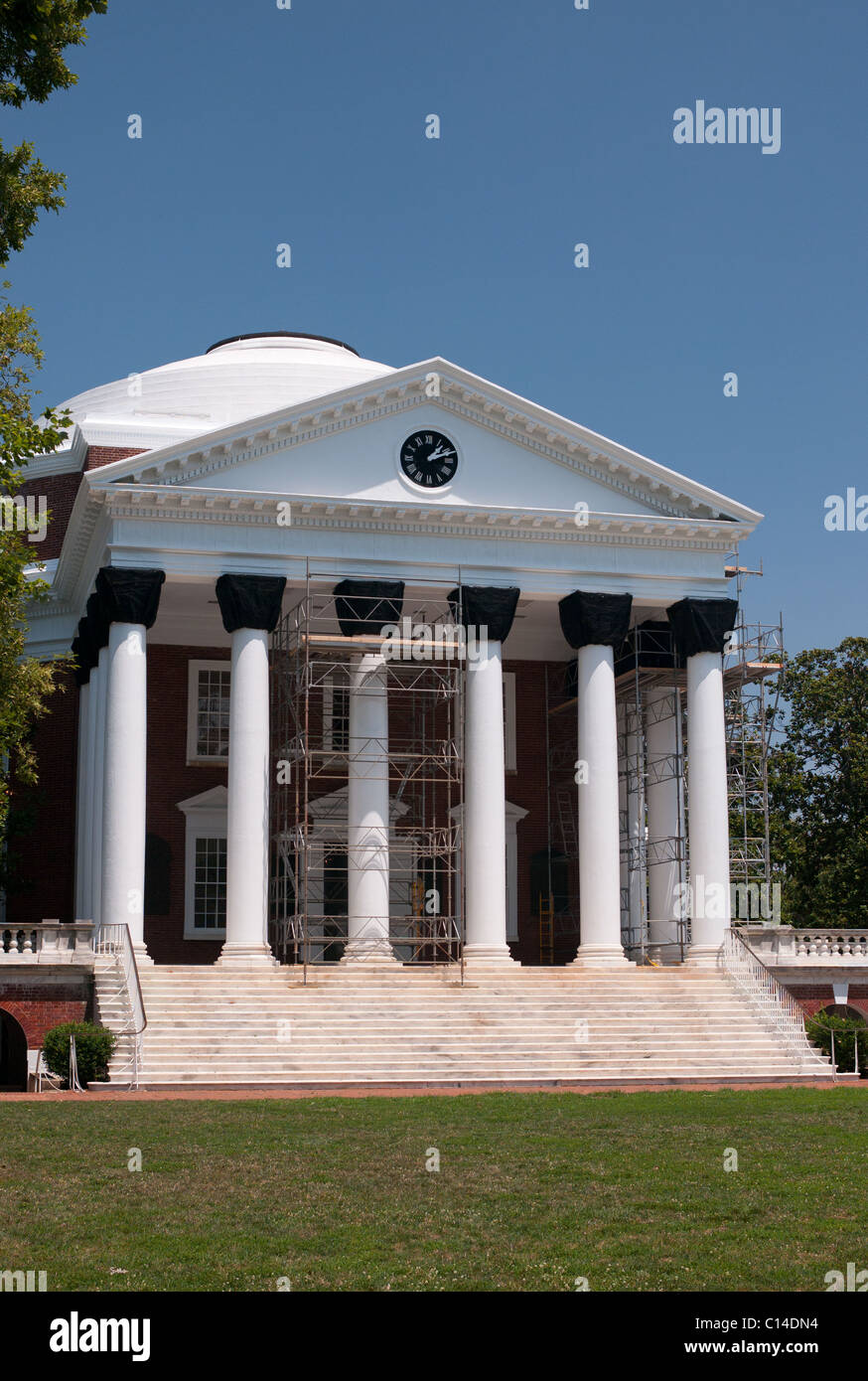 The rotunda at university of virginia hi-res stock photography and ...