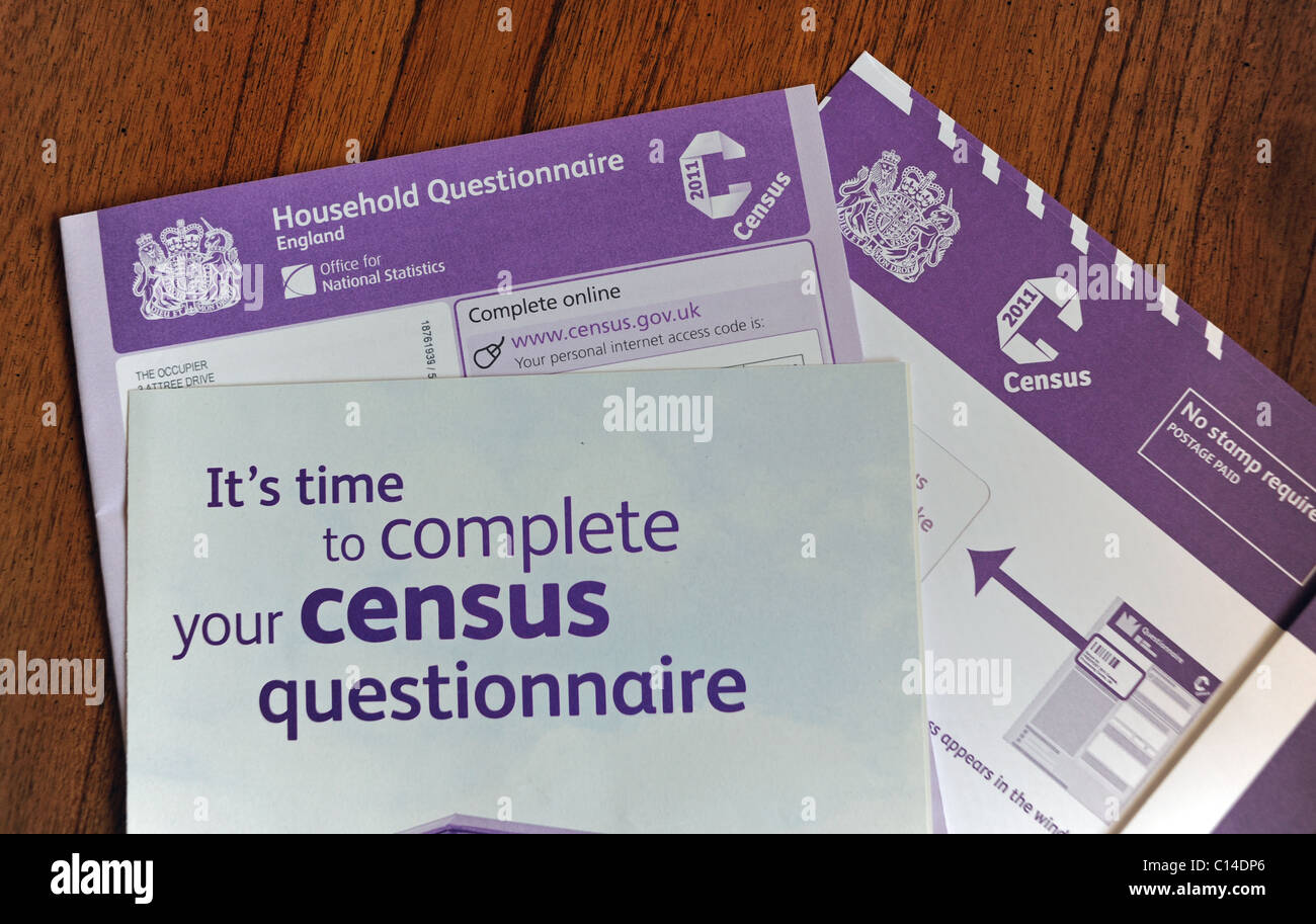The UK England census form for 2011 Stock Photo - Alamy