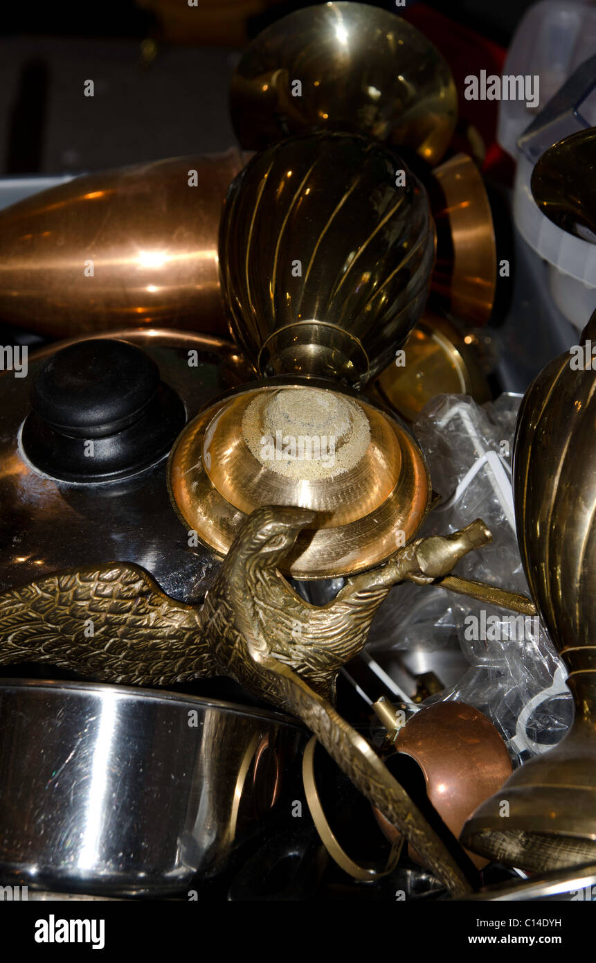 A box of scrap metal goods Stock Photo - Alamy