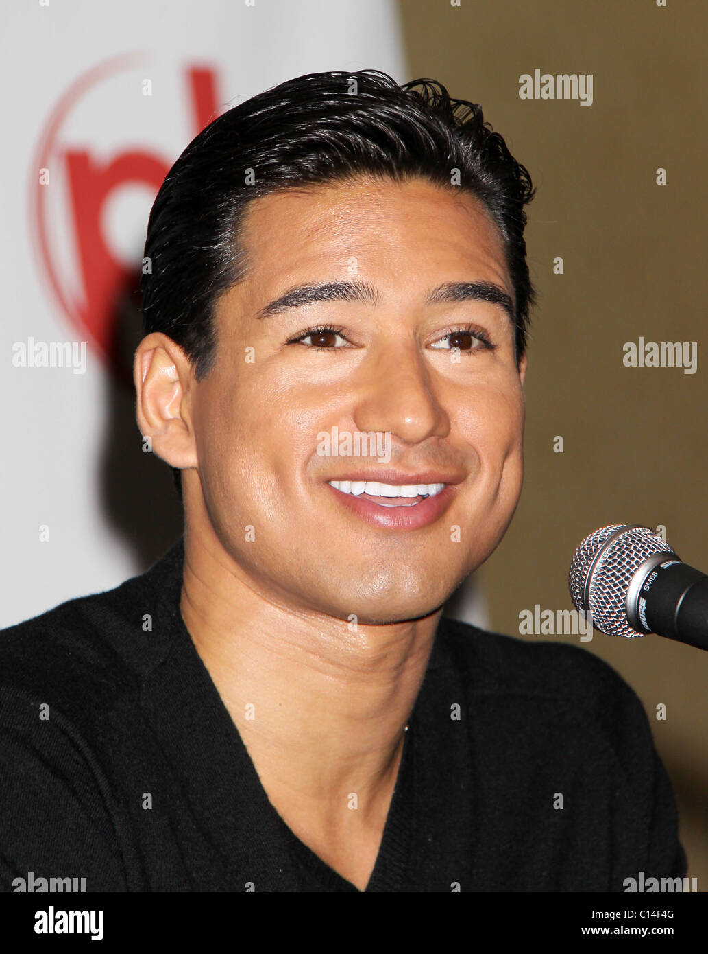 Mario lopez 2009 miss america hi-res stock photography and images - Alamy