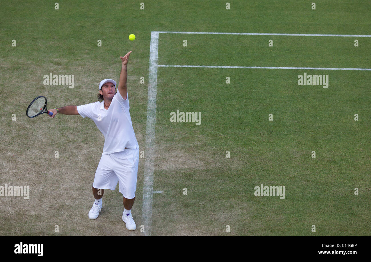 Vincent Spadea, USA, in action at the All England Lawn Tennis ...
