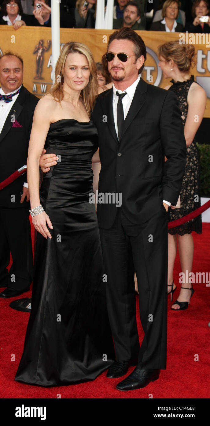 Robin Wright Penn, Sean Penn 15th Annual Screen Actors Guild Awards ...