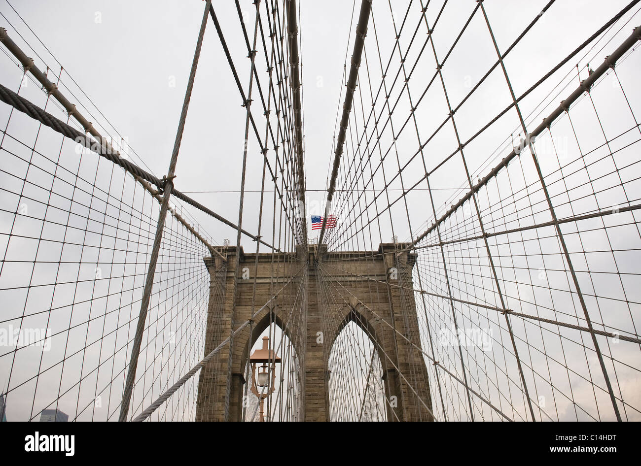 The walkway and cycle path on the Brooklyn Bridge leading into downtown ...