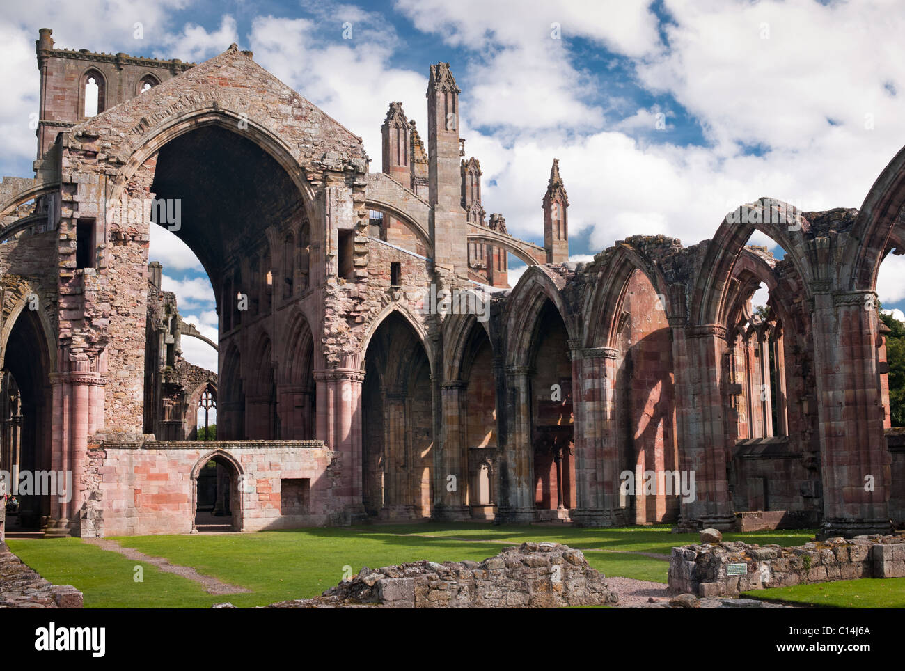 Melrose abbey hi-res stock photography and images - Alamy