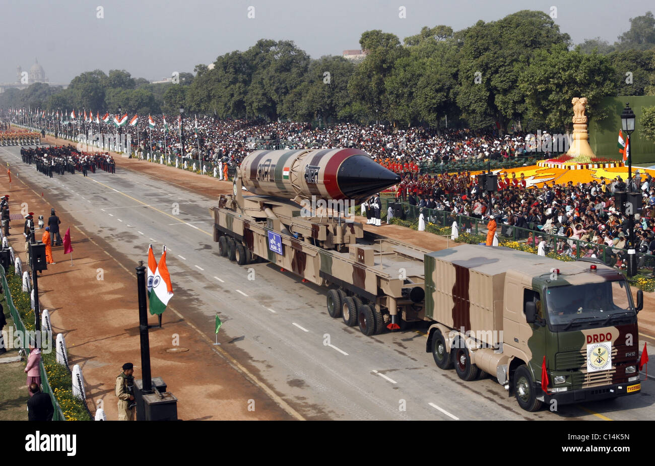 Indian army during indian republic hi-res stock photography and images ...