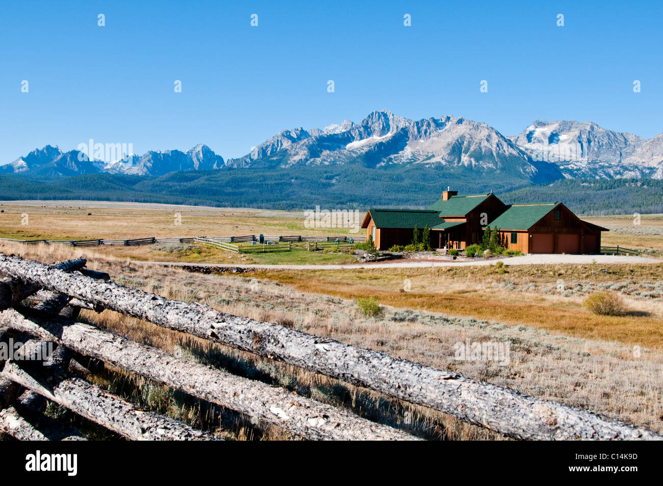 Stanley,Sawtooth Mountains,Sawtooth National Park,Forest,Home To Wolf ...