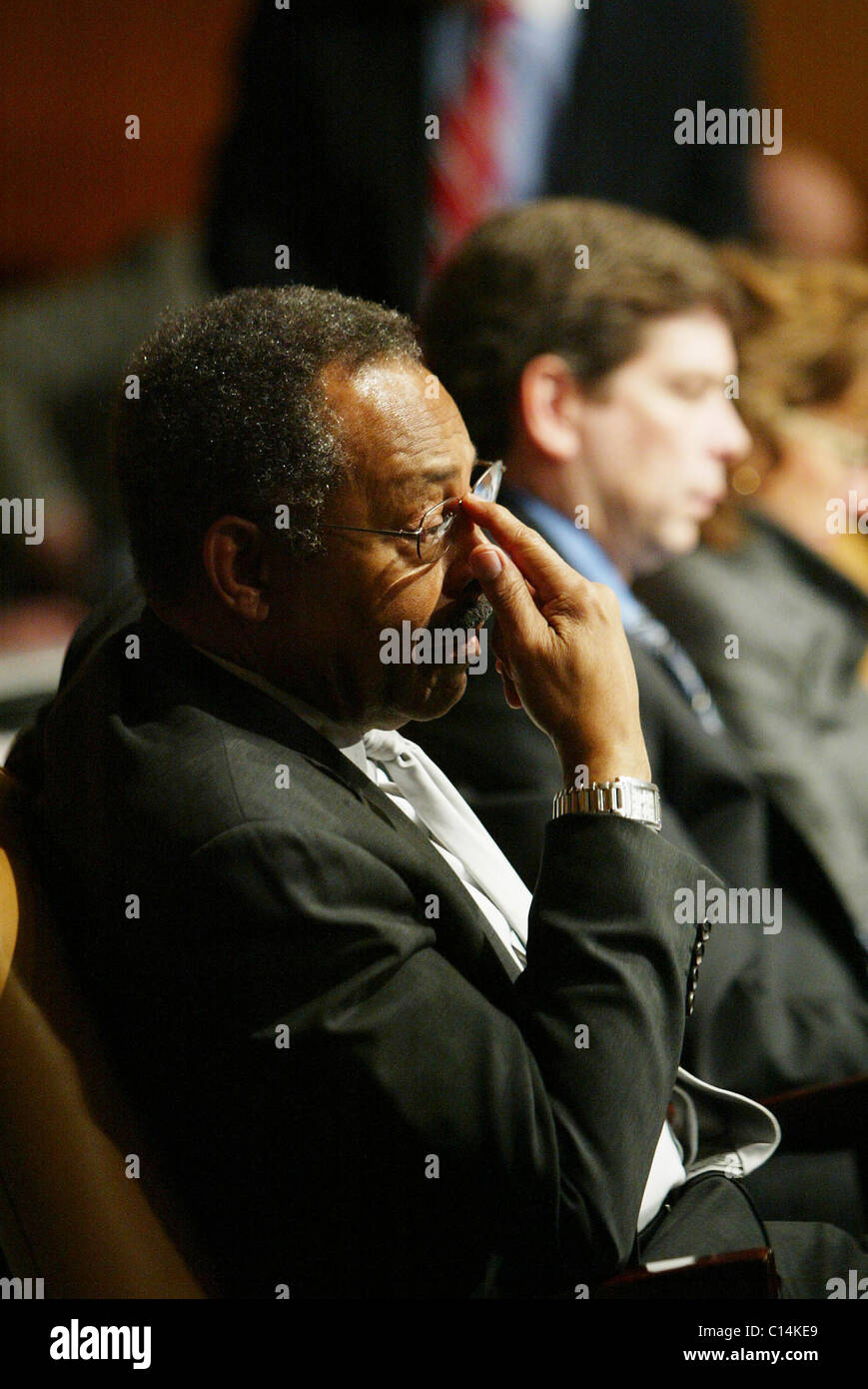 Senator roland burris hi-res stock photography and images - Alamy