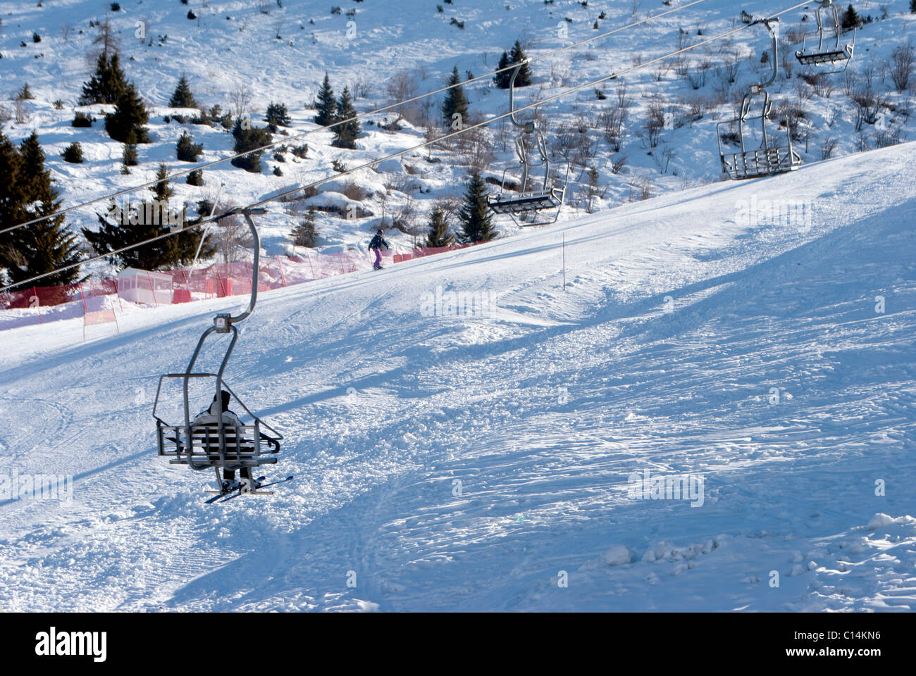 ski lift with blue sky background Stock Photo - Alamy