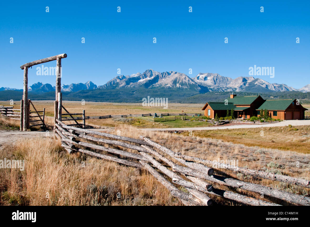 Stanley,Sawtooth Mountains,Sawtooth National Park,Forest,Home To Wolf ...