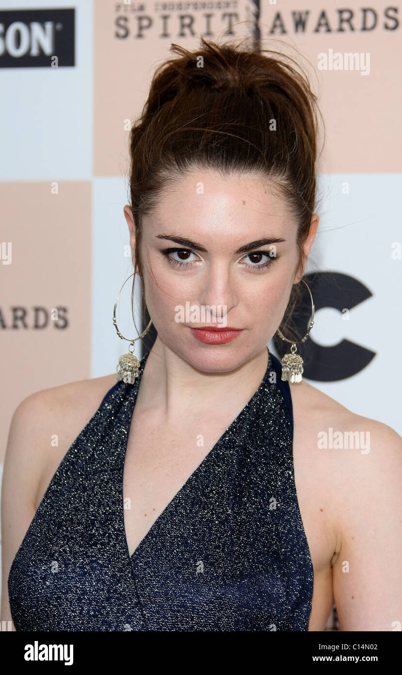 DAKOTA GOLDHOR 2011 FILM INDEPENDENT SPIRIT AWARDS ARRIVALS LOS ANGELES ...