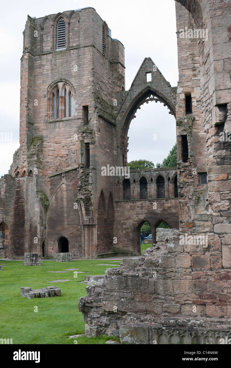 Elgin cathedral ruins hi-res stock photography and images - Alamy