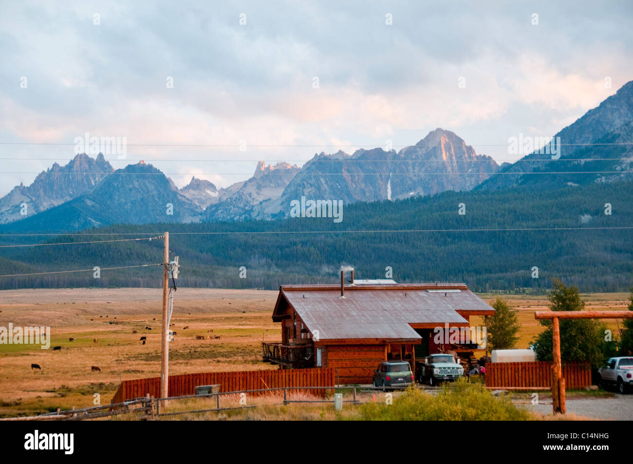 Stanley,Sawtooth Mountains,Sawtooth National Park,Forest,Home To Wolf ...