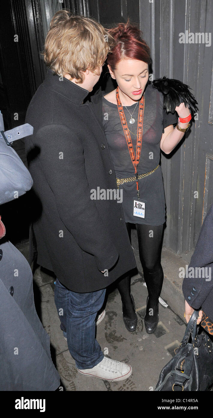 Alfie Allen and his girlfriend Jaime Winstone arrive at a run down flat ...