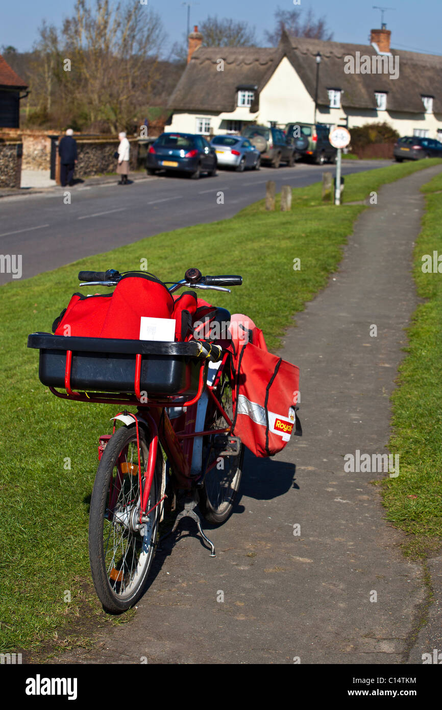 Royal Mail Bicycle Stock Photo - Alamy