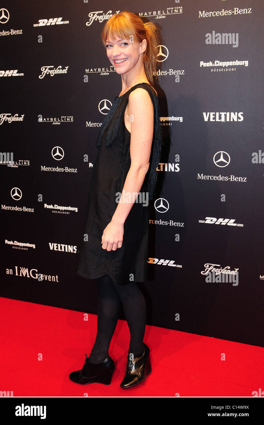 Heike Makatsch Mercedes-Benz Fashion Week Autumn/Winter 2009 - Kaviar ...