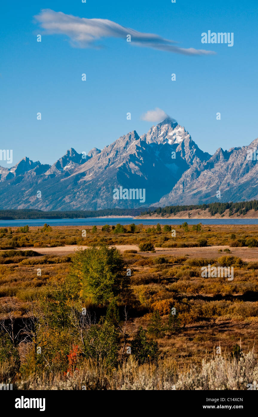 From jackson lake lodge hi-res stock photography and images - Alamy