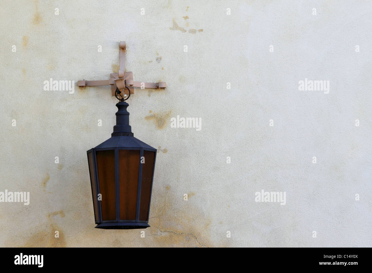Ornamental light fixture hi-res stock photography and images - Alamy