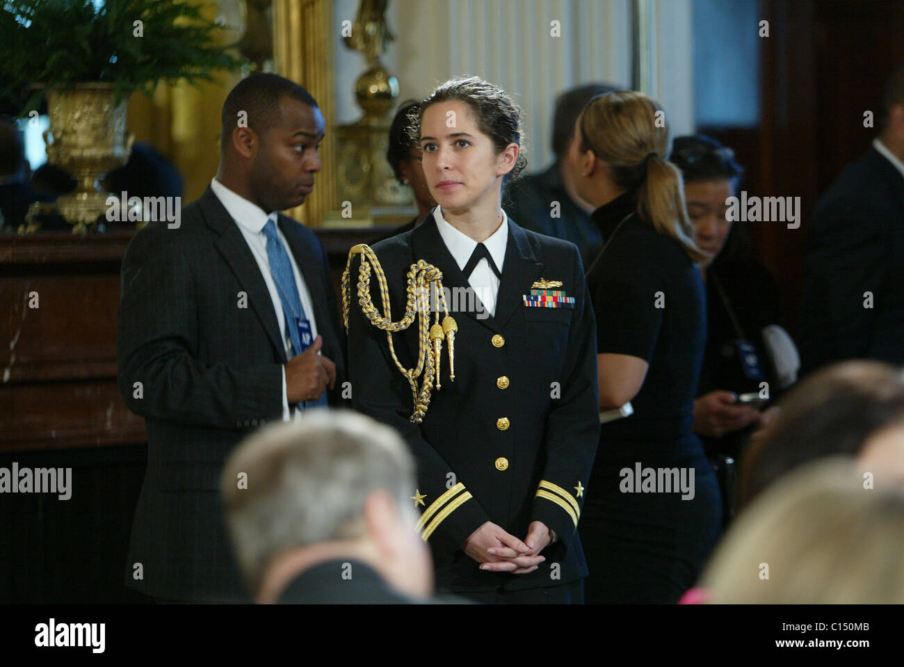 Lily ledbetter fair pay act signing hi-res stock photography and images ...