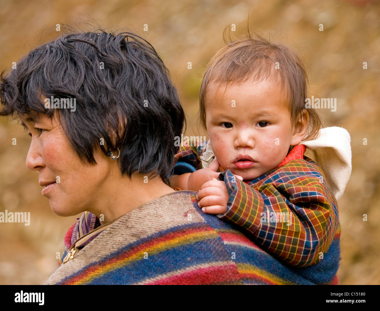 Tibetan mother child hi-res stock photography and images - Alamy