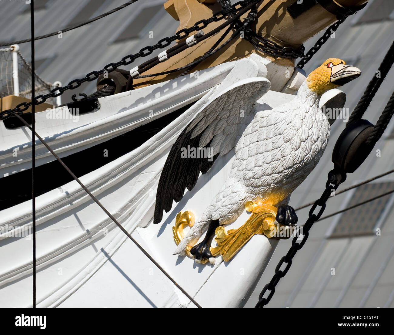 The figure head of HMS Gannet Stock Photo - Alamy