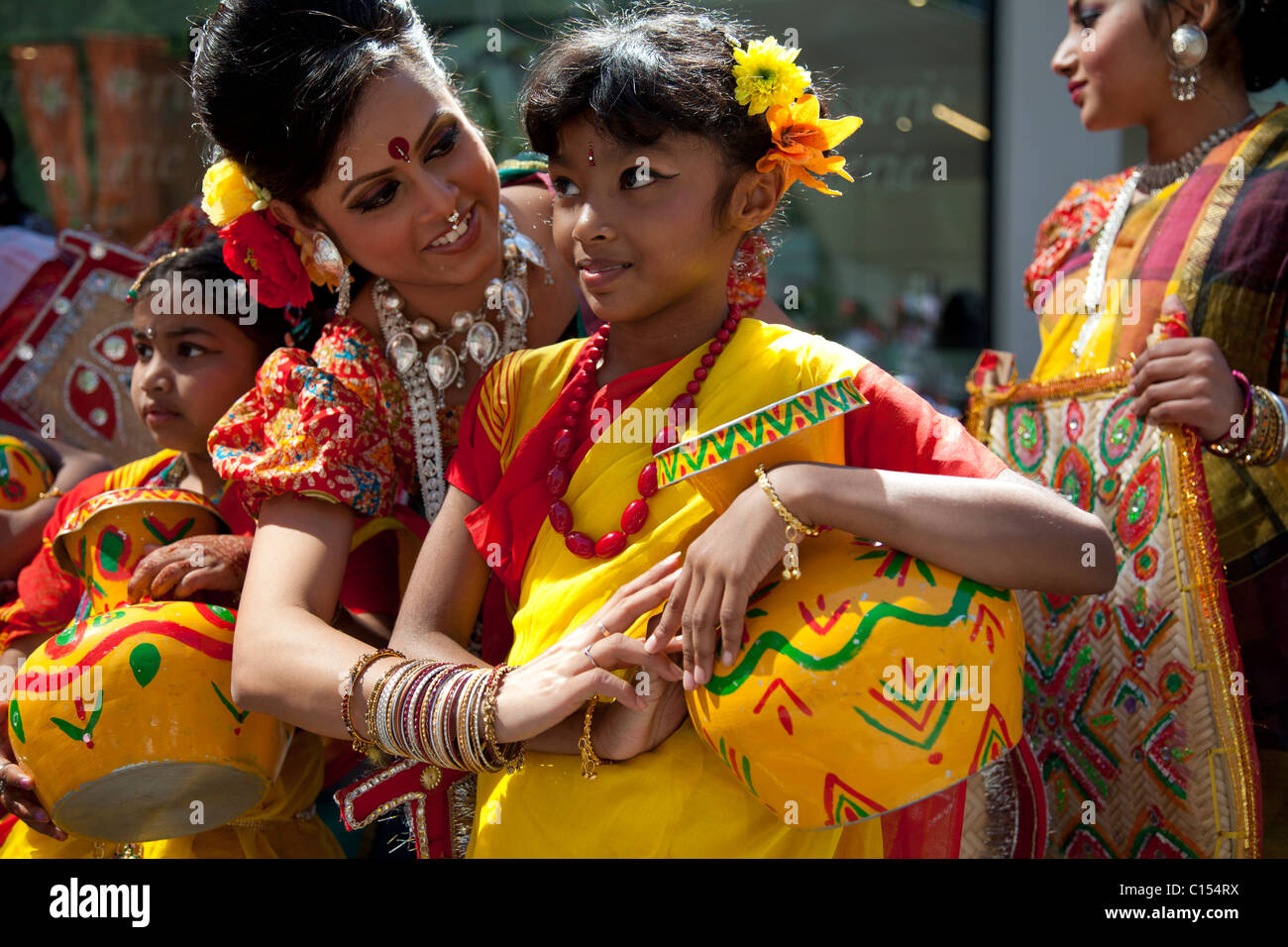 Female dancers in Baishakhi Mela Bangla festival in London's Brick Lane ...