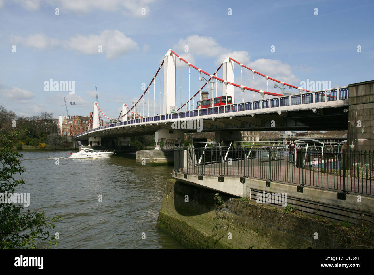 Chelsea Bridge and River Thames, West London, UK Stock Photo - Alamy