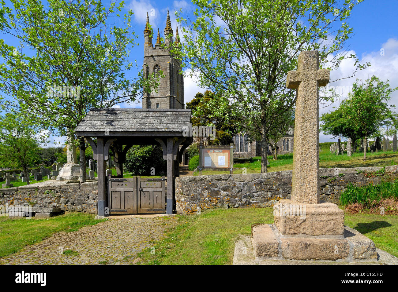 Front entrance of Peter Tavy Church Stock Photo - Alamy